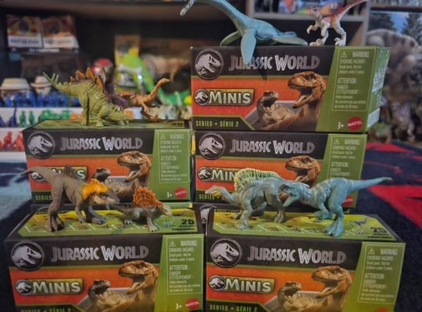 Dinosaur Custom Pallets Liquidation Wholesale | Pallet Deals
